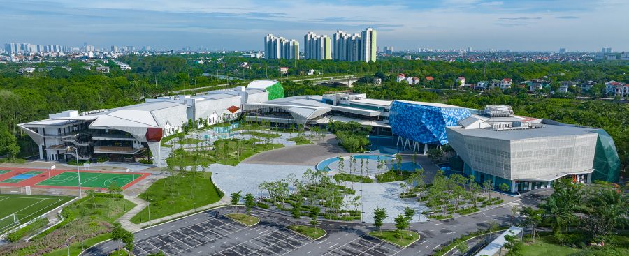 Trường Đại học Anh Quốc Việt Nam (BUV) – giai đoạn 2 / Chong Voon Vee ...