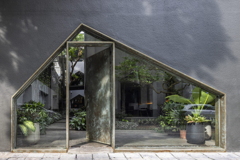 Crystal Restaurant / thiết kế: NH Village - Ashui.com