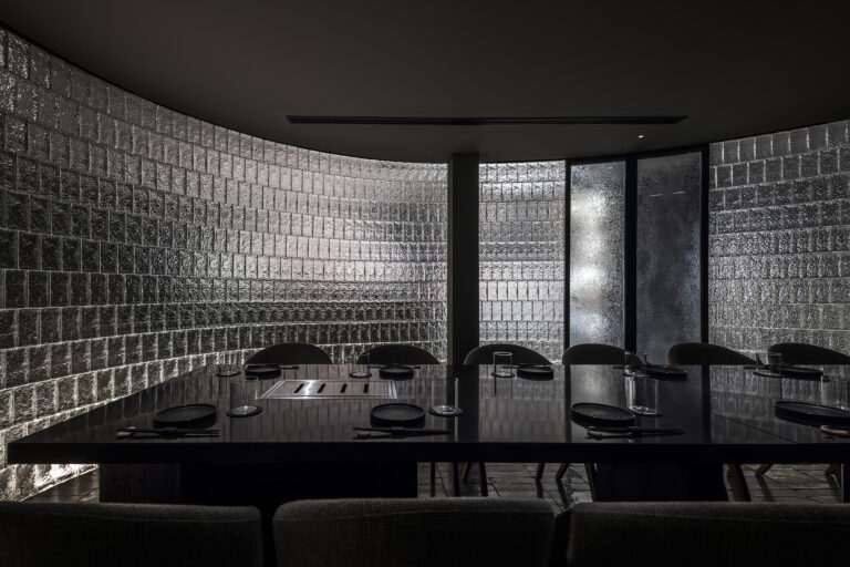 Crystal Restaurant / thiết kế: NH Village - Ashui.com
