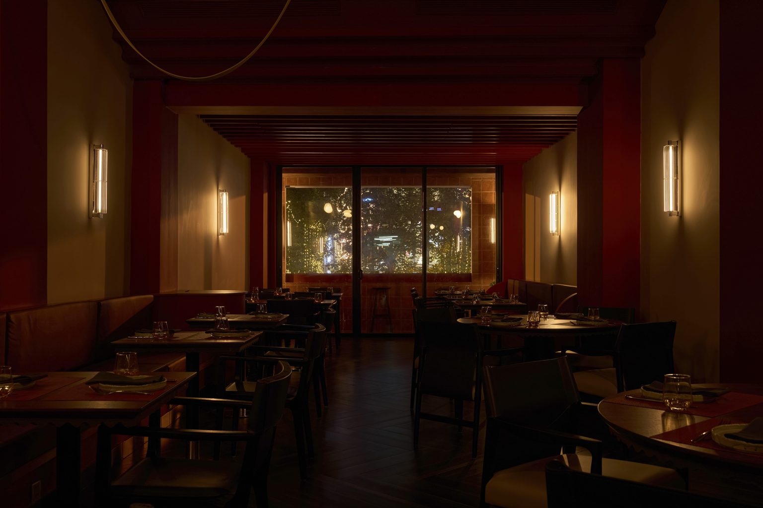 NAMO Modern Italian: Khi Lửa trở thành ngôn ngữ thiết kế - Ashui.com